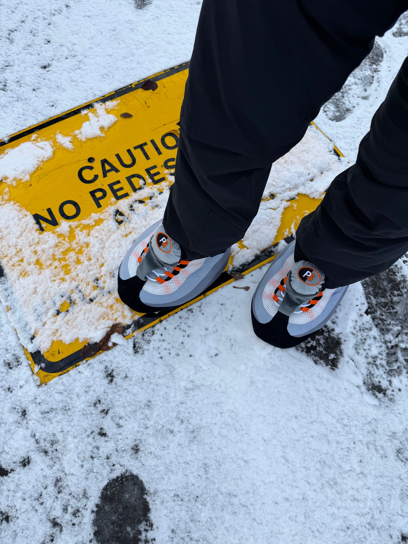 Air 110 Slippers Bright Mandarin Orange – Premium Sportswear